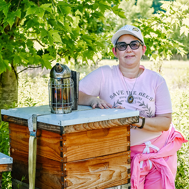 About – Jules Apiary